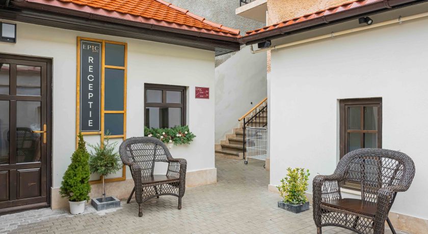 Epic Rooms Brașov – Cazare în Centru Vechi, lângă Piața Sfatului